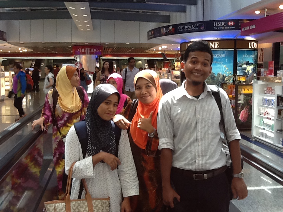 IZZ HUZNIE IDRAQIE: SMK BELADIN,PUSA BETONG SARAWAK